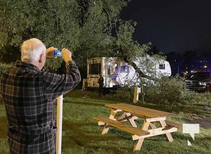 Large Tree Limb Falls on Trailer in Victoria Park Campground - Today's ...
