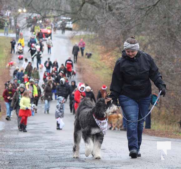 Barking Good Time at the Annual Castleton Santa Claus Pet Parade ...