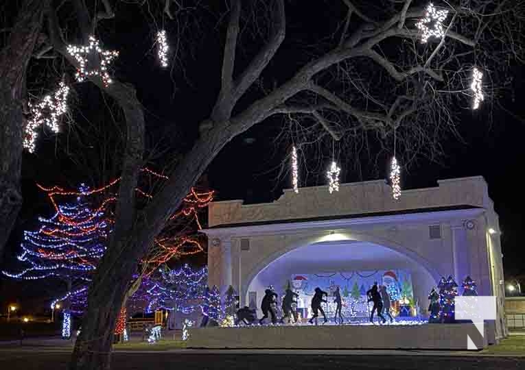 Christmas Magic in Cobourg Complete with the Lights in Victoria Park ...