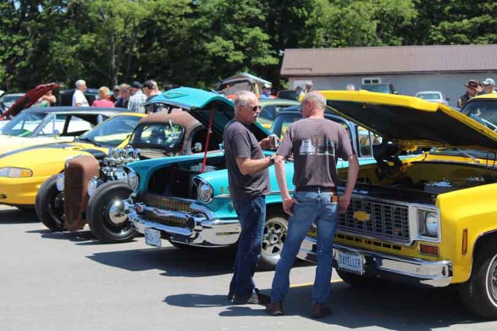 Video - Second Annual Crowe's Car Show in Alderville - Today's ...